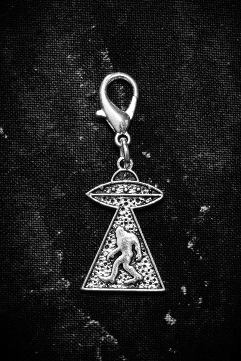 Bigfoot UFO Abduction Clip On Charm - Skate Shoe Charm, Zipper Pull, B ...